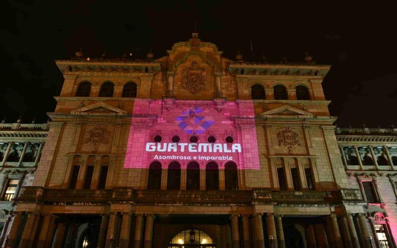 Edificios emblemáticos de Guatemala lucen imagen de Marca País - La Voz 502
